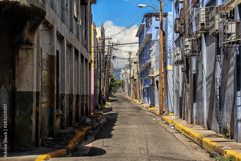 Foto de Streets of Kingston in Jamaica - the caribbean island do Stock ...