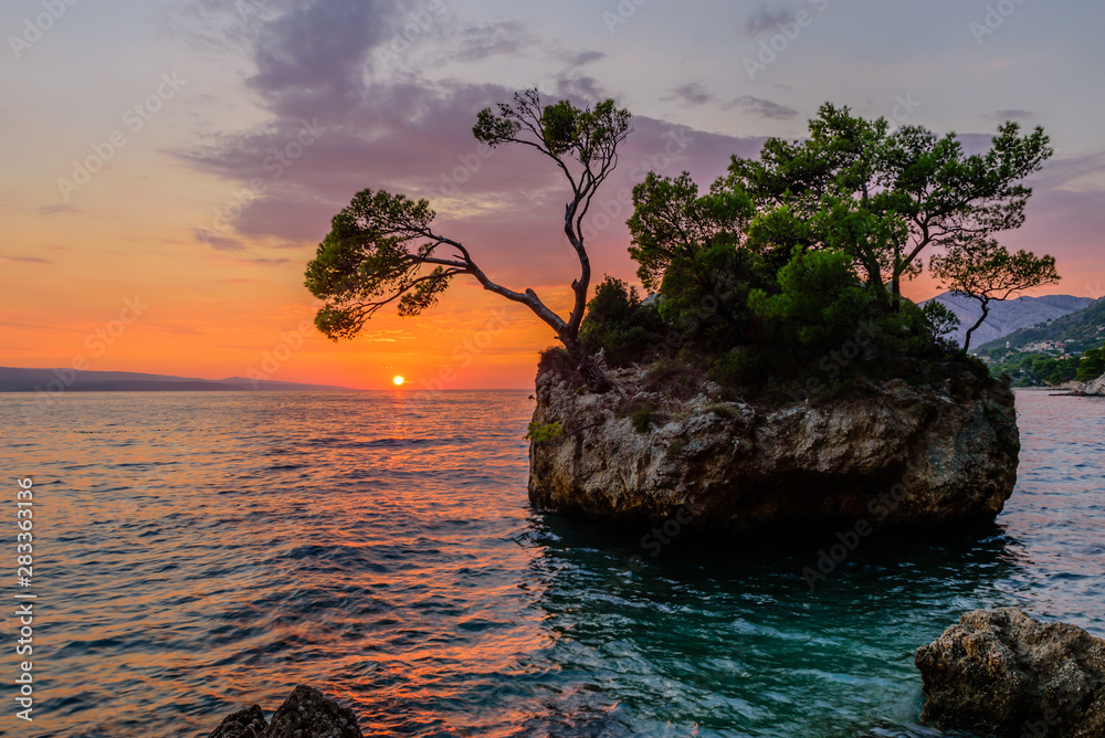 Brela Stone (Kamen Brela) - a symbol of Brela, a popular natural ...