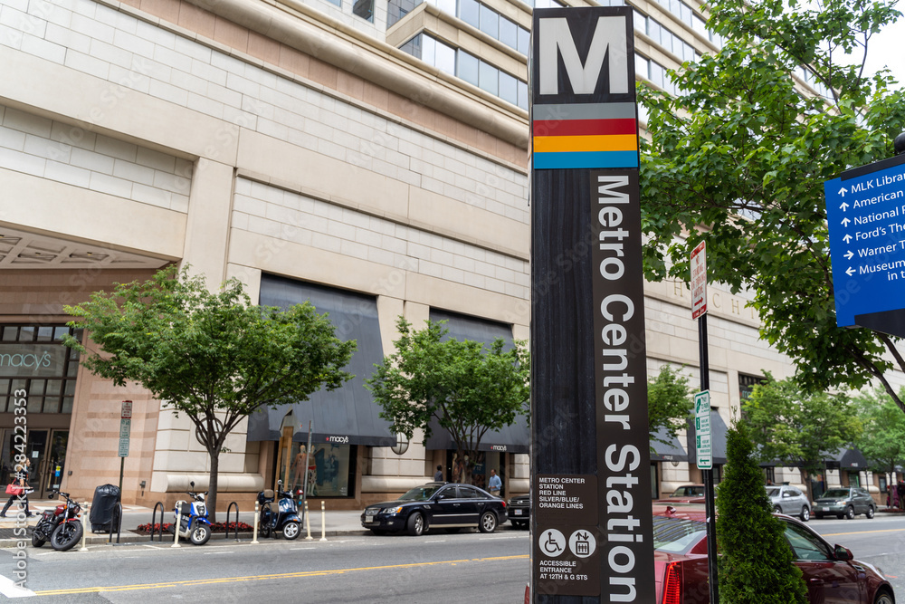 Washington DC - May 9, 2019: Sign for the entrance to the Metro Center ...