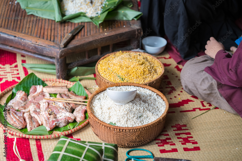 Ingradients to make Chung cake, the most important food of Vietnamese ...