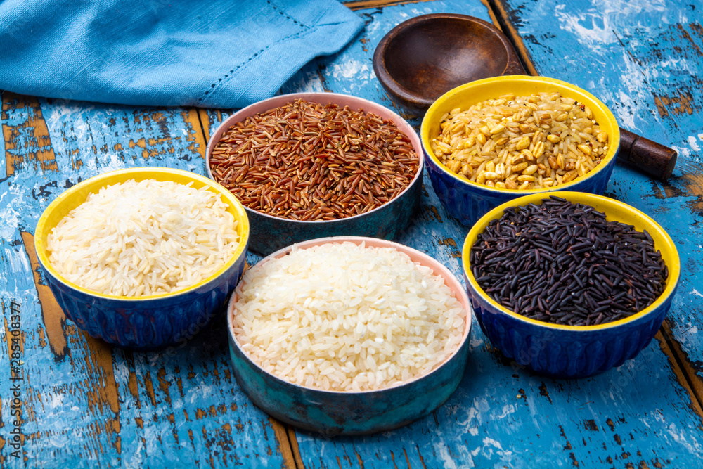 Different types of rice, white basmati, jasmine, arborio, brown and ...