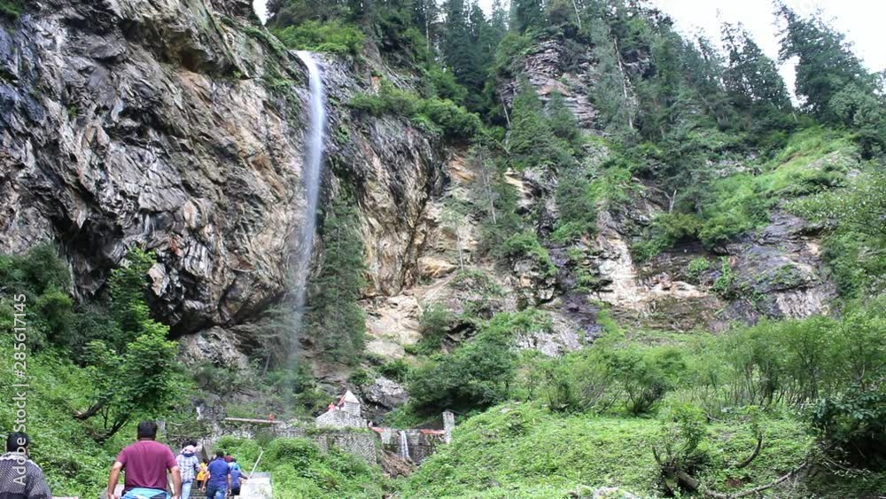Waterfall on Shiva Linga at Anjani Mahadev temple in Solang Valley ...