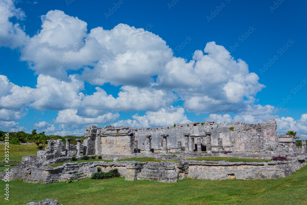 Antiguas Ruinas Mayas en Tulum, Mexico. Stock Photo | Adobe Stock