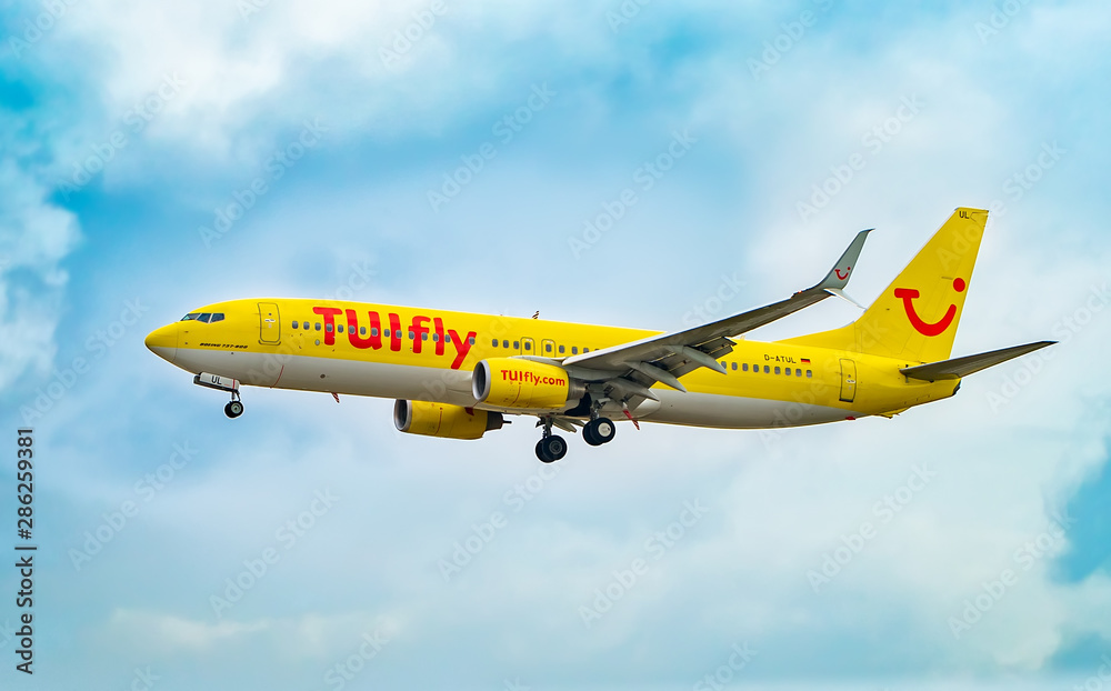 AIRPORT FRANKFURT,GERMANY: JUNE 23, 2017: Boeing 737 TUI fly ...