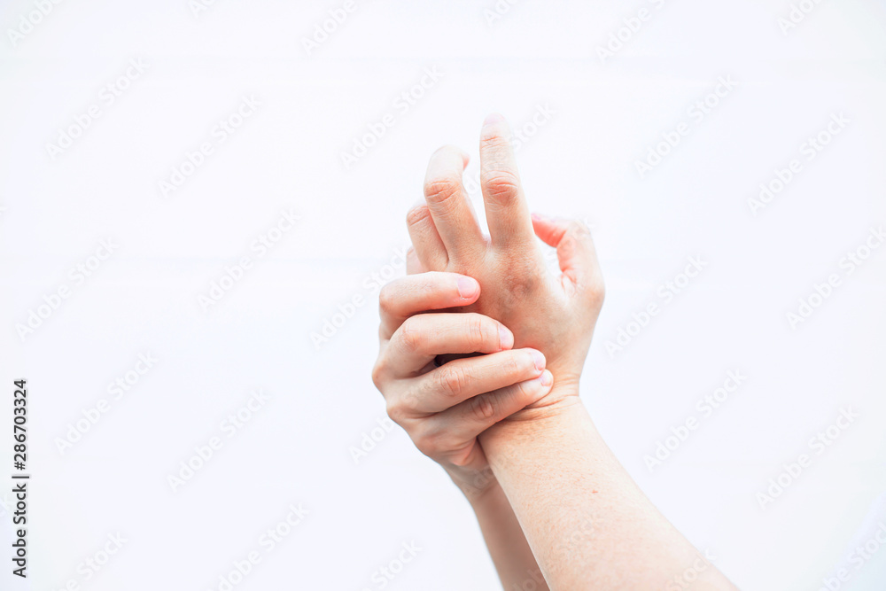 Trigger Finger Caused by People working on computer screens have been ...