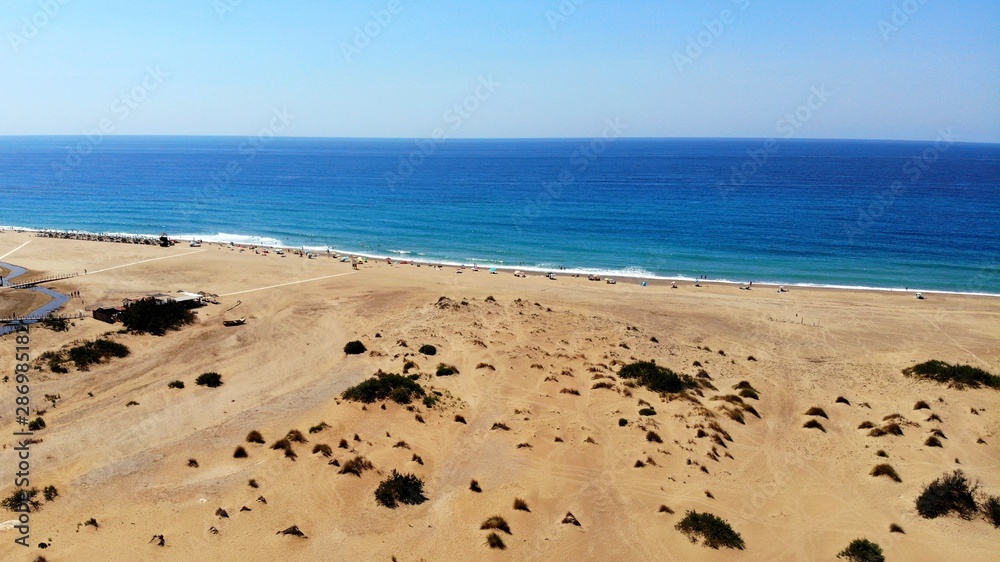Foto de Vue aérienne, Spiaggia di Piscinas, Costa Verde, Sardaigne ... Foto de Vue aérienne, Spiaggia di Piscinas, Costa Verde, Sardaigne ...