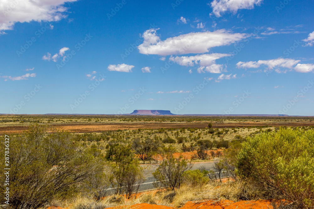 Mount Conner one of the spectacular landscape of Australian outback ...