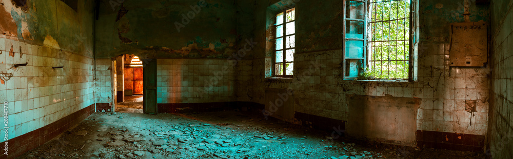 [ Foto Urbex ] Interno di una Villa abbandonata Stock Photo | Adobe Stock