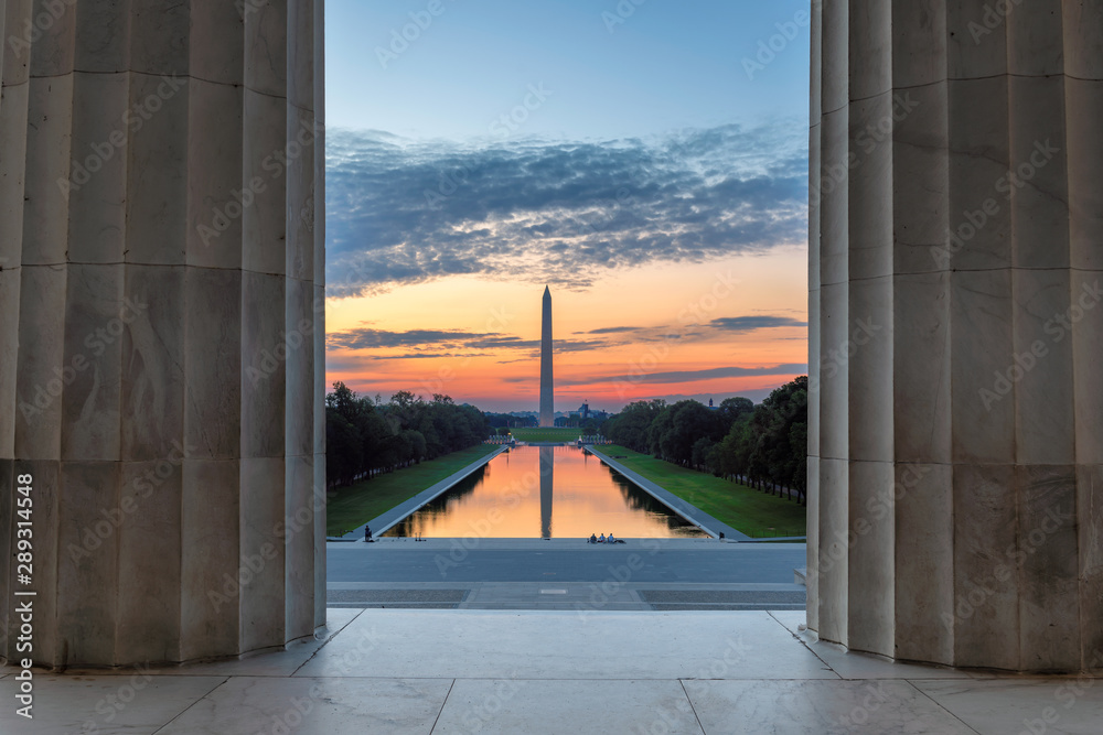 Washington Monument At Sunrise
