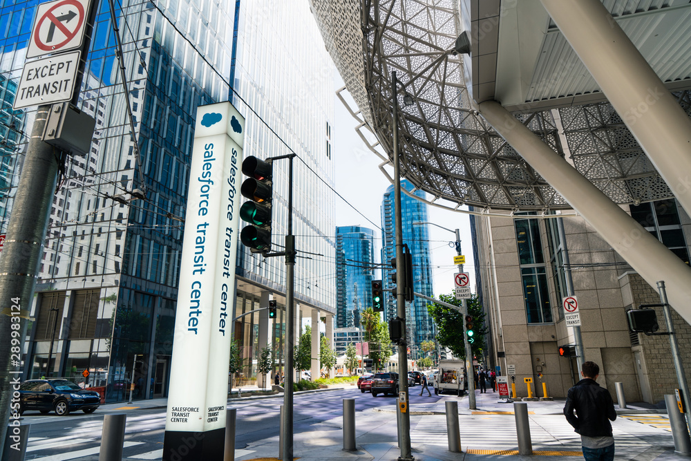 August 21, 2019 San Francisco / CA / USA - Salesforce Transit center ...