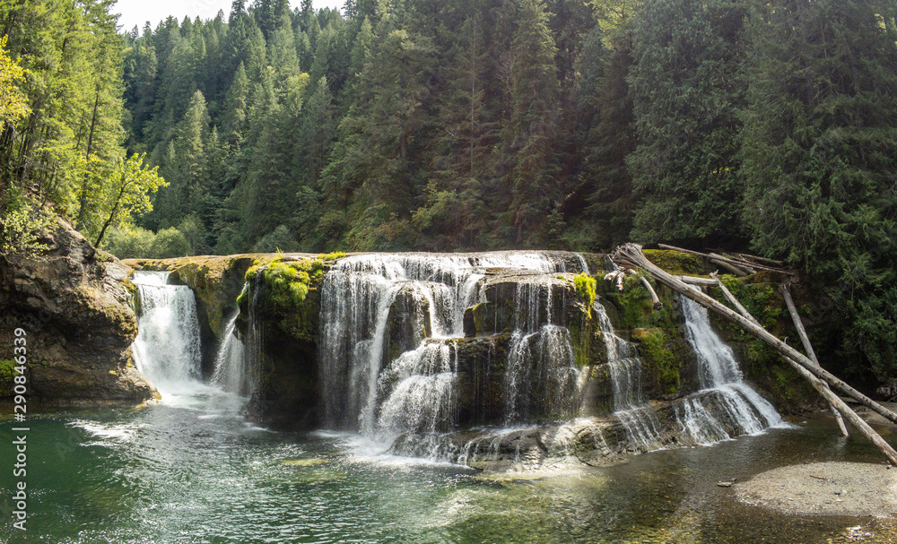 Stunning aerial photos of Lower Lewis River Falls on the majestic Lewis ...