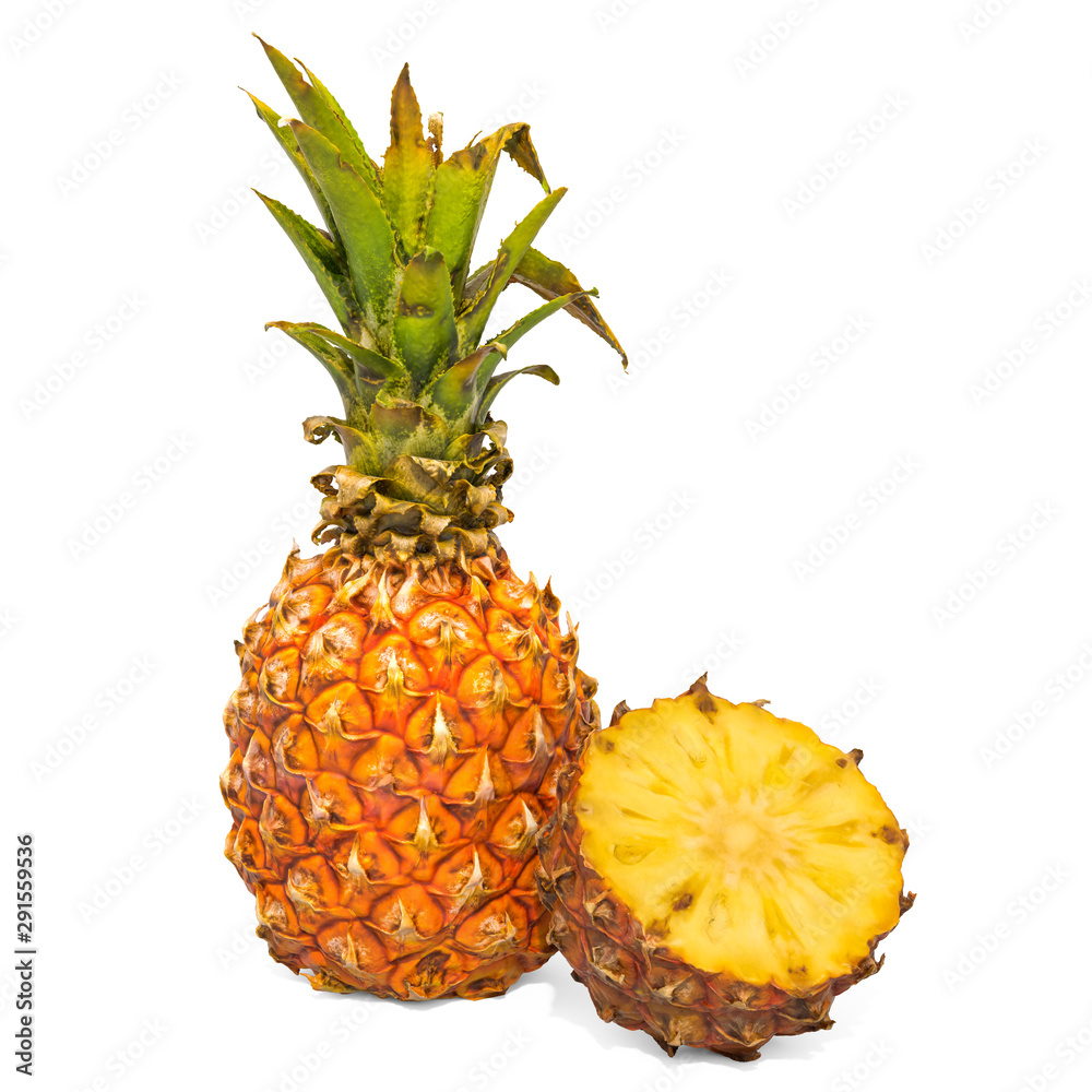 Mini pineapple and its cross-section 3d rendering with realistic ...