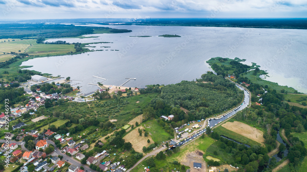 Stepnica - miasto, port morski i marina nad zalewem szczecińskim Stock ...