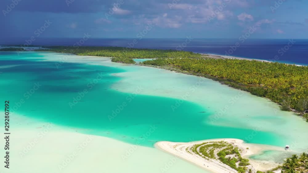 Stockvideo Drone video of French Polynesia Tahiti Fakarava atoll and ...