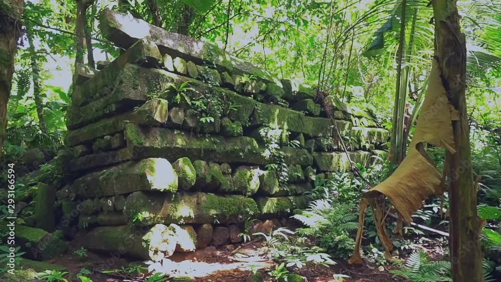 Nan Madol - prehistoric ruined stone city built of basalt slabs ...