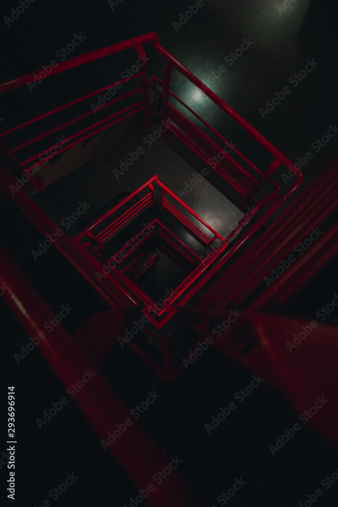 Plano angular del hueco del edificio comercial Stock Photo | Adobe Stock