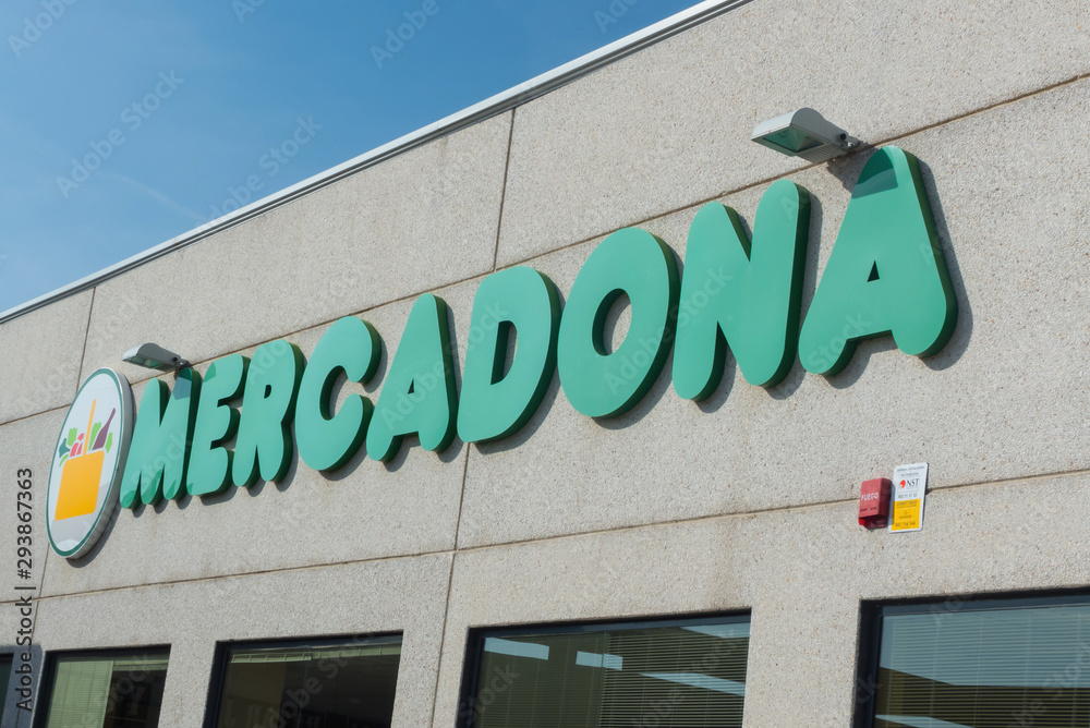 Mercadona supermarket facade Stock Photo | Adobe Stock