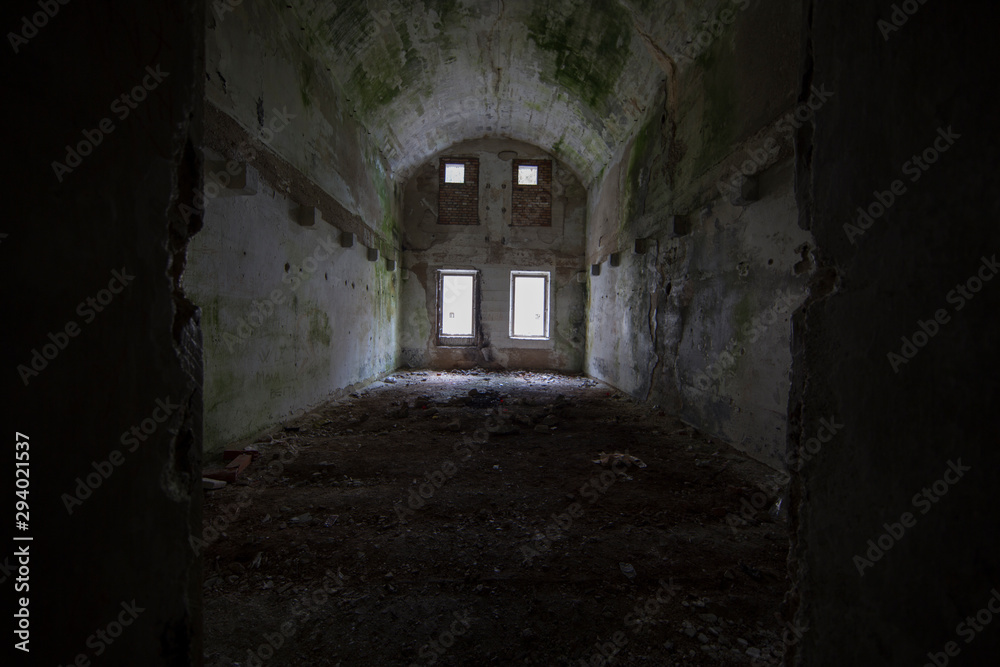 Foto de Abandoned Bunker. Inside a old Bunker, historic building left ...