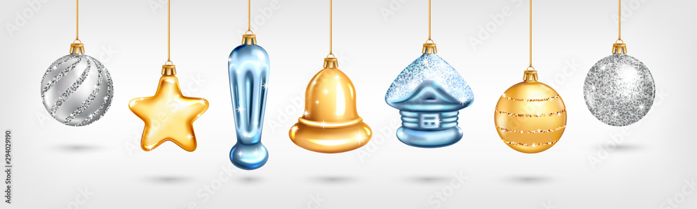 Set of realistic glass Christmas tree toys. Decoration in the shape of ...
