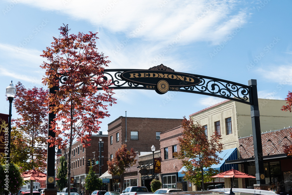Poster Welcome to Redmond Oregon downtown sign – Wall Art | UkPosters
