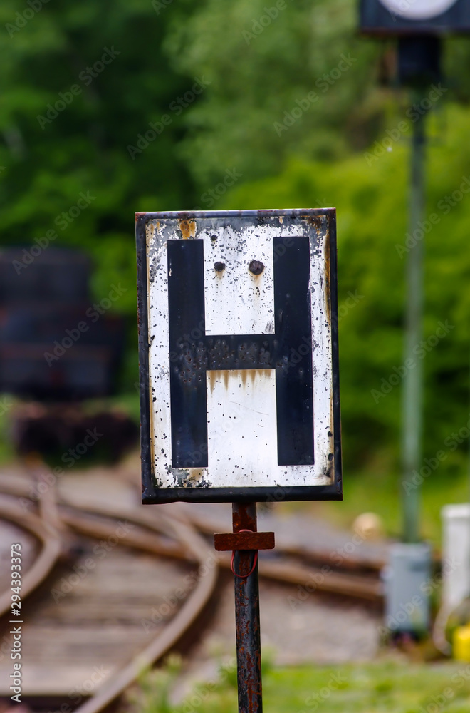 Halt Warnschild Eisenbahn Haltetafel Vintage alt Gleis Strecke Hinweis ...