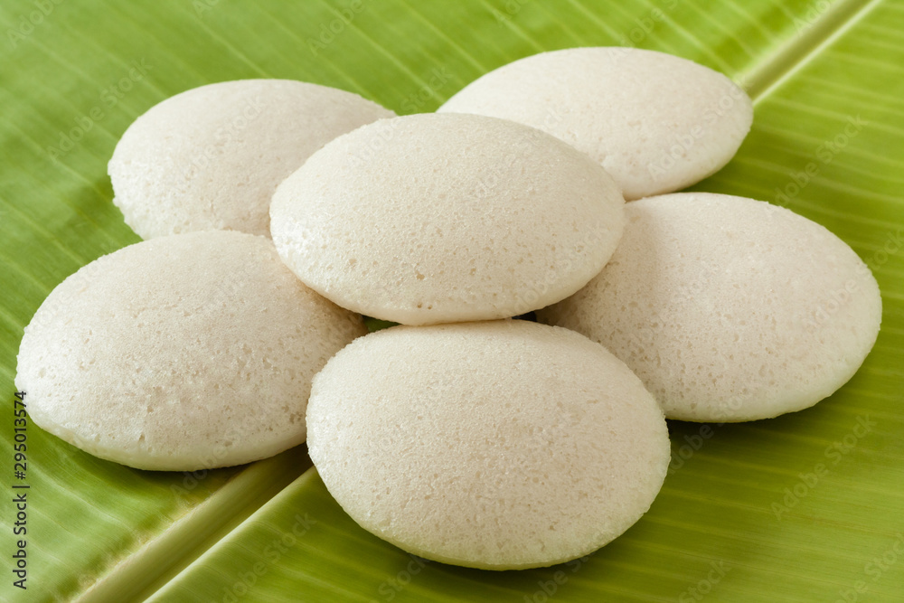 Indian idly served as a flower - Fresh steamed Indian Idly (Idli / rice ...