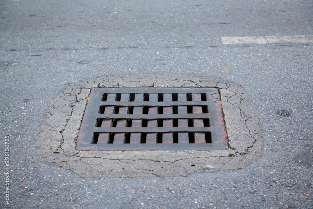 The drain cap is made of steel, which is welded into a square on the ...