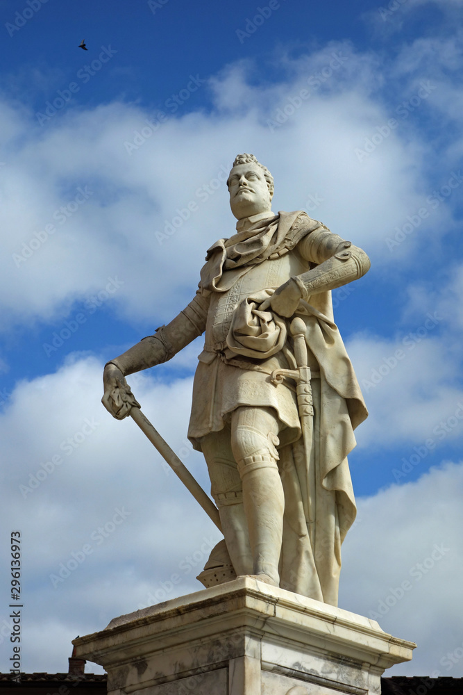 Denkmal des Ferdinando Medici in Arezzo Italien Stock Photo | Adobe Stock