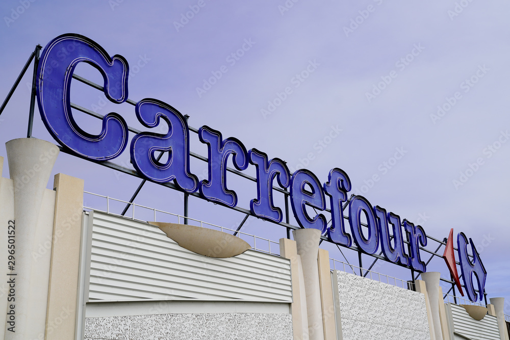 Carrefour shop supermarket sign logo store hypermarket Stock Photo ...