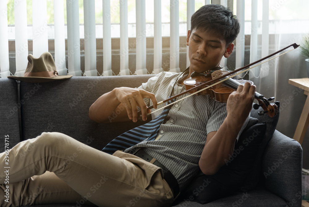 Violin Hold