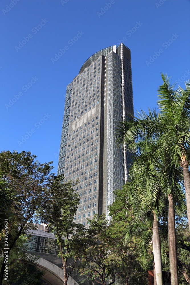 MANILA, PHILIPPINES - NOVEMBER 28, 2017: Ayala Tower One skyscraper in ...