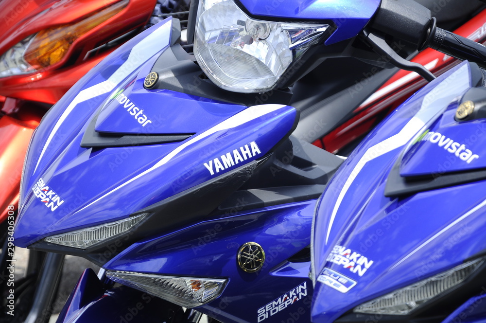 Yamaha Sniper Blue