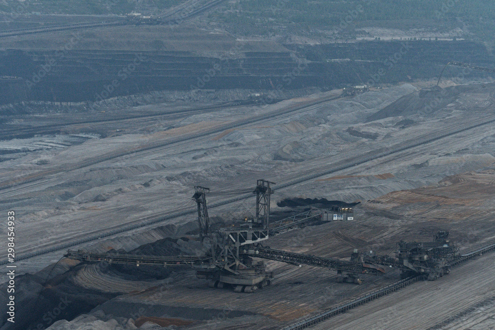 Braunkohlebagger im Tagebau Hambach Stock Photo | Adobe Stock