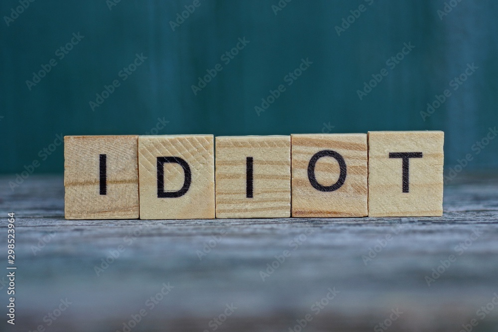 Idiot Word