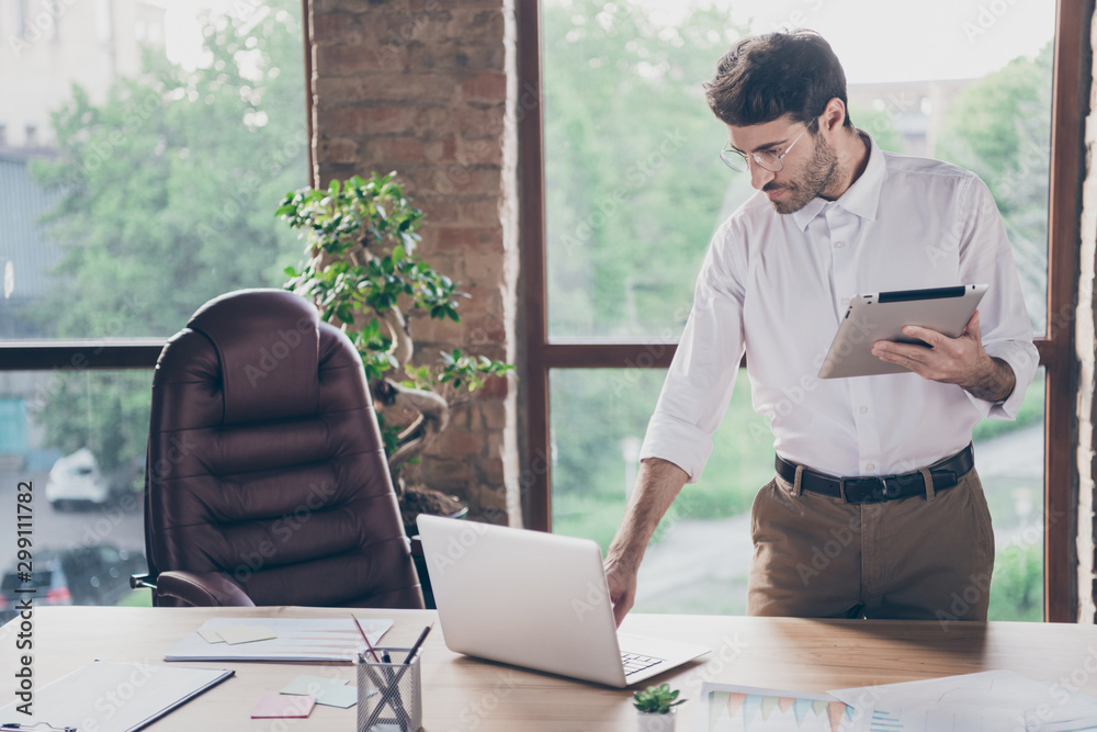 Portrait of serious concentrated middle eastern chief man leader ...