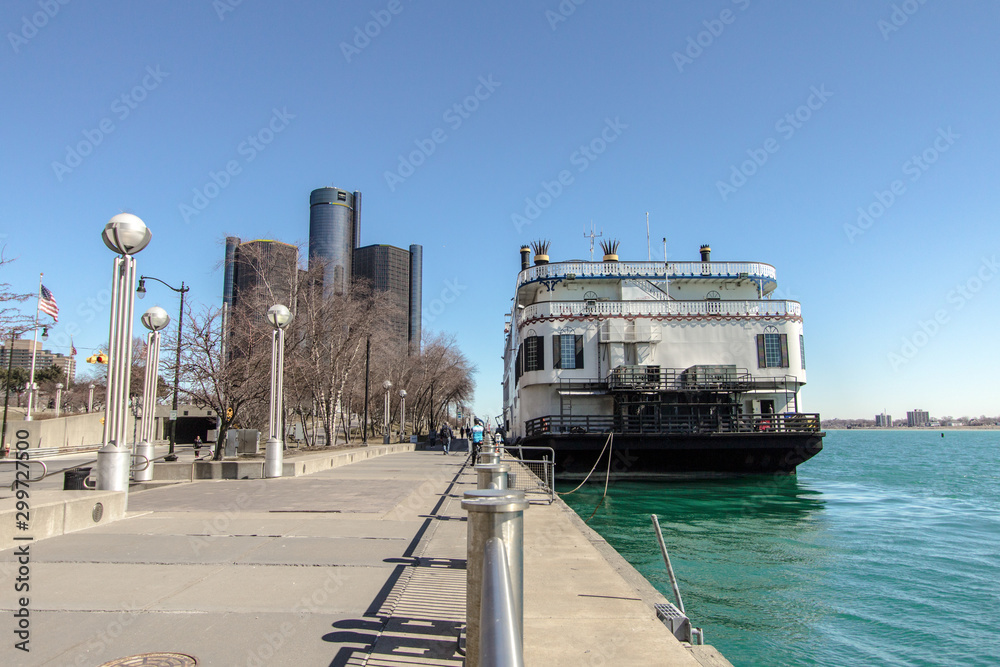 Detroit, Michigan, USA - March 18, 2018: Downtown waterfront district ...