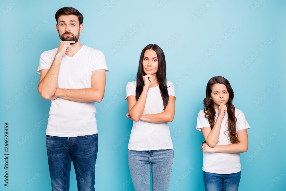 Portrait of minded pensive three people with offspring brown hair think ...