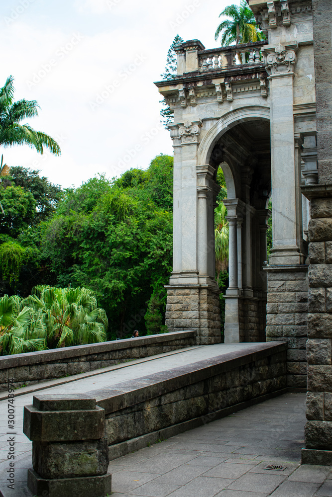 O Parque Henrique Lage é uma incrível mistura entre arquitetura e ...