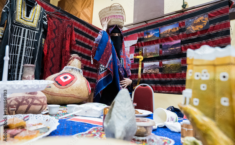 Yemeni women traditional dress cloth Stock Photo | Adobe Stock