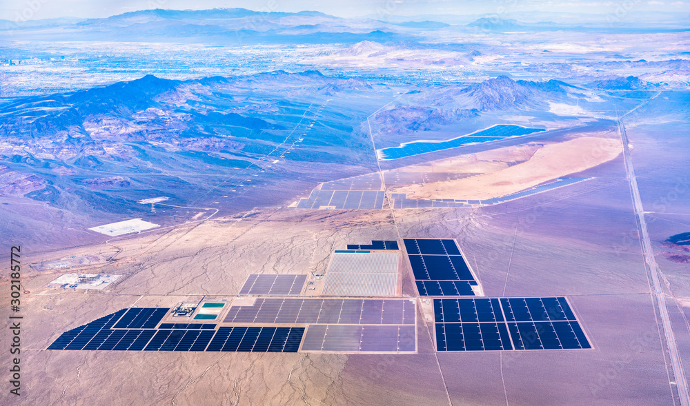 Solar power plants in the Mojave Desert - Nevada, USA Stock Photo ...