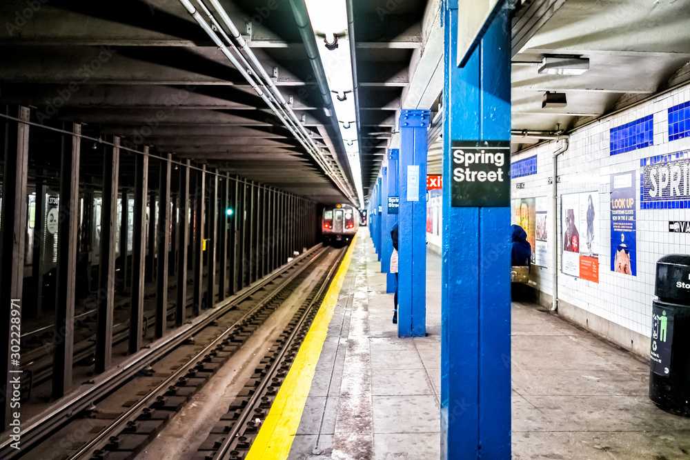 New York City, USA - October 28, 2017: People waiting in underground ...