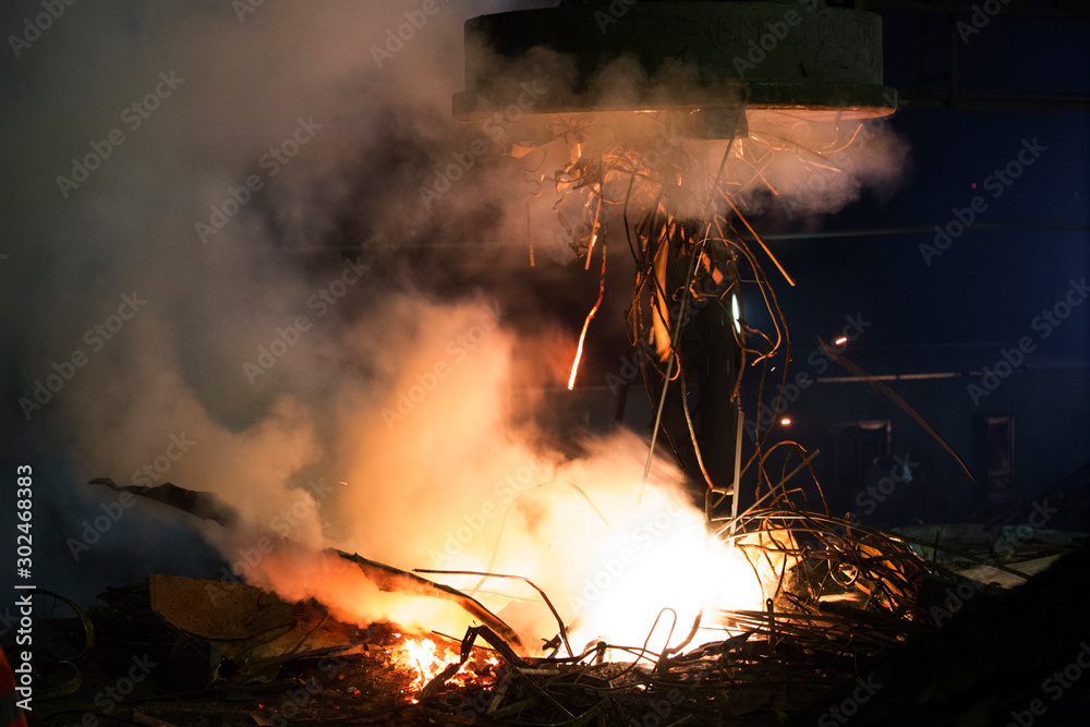 From metal scrap to Iron and iron rod making steel factory at Demra ...