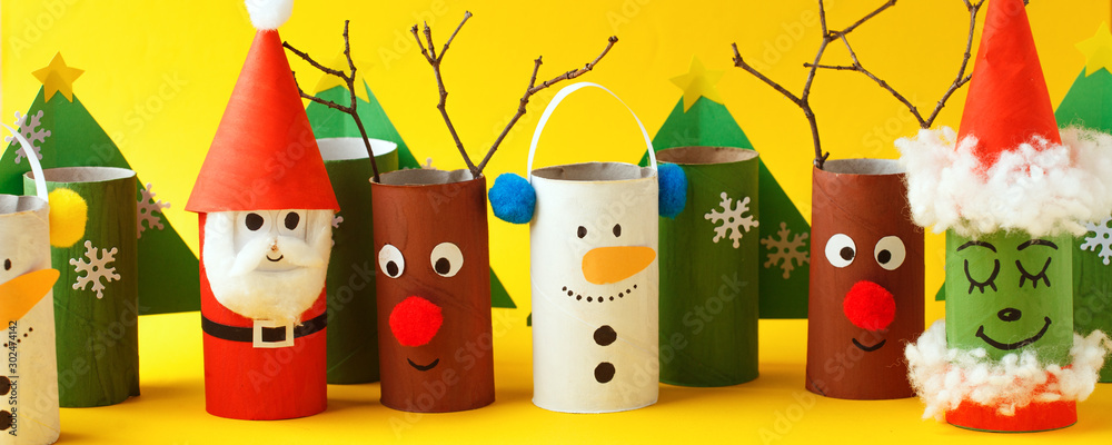 Paper toy santa, snowman, reindeer, grinch, xmas tree for Happy new ...