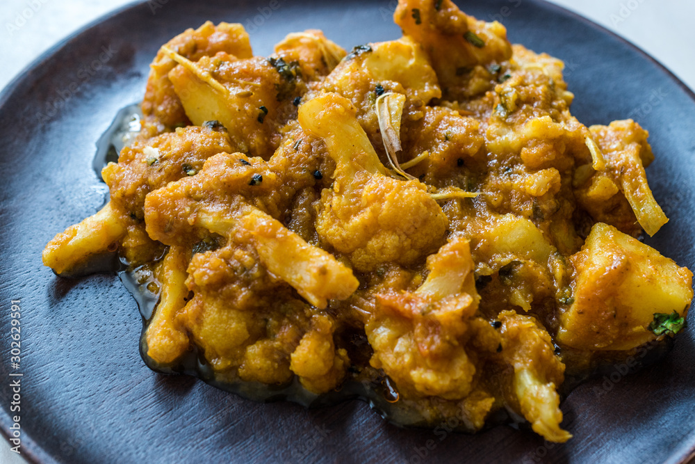 Indian Food Spicy Masaledar Aloo Gobi and Beans Tawa Sabzi Recipe ...