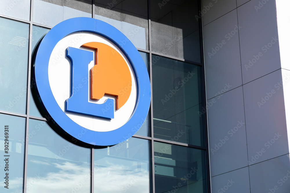 Leclerc logo store wall supermarket E.Leclerc sign shop foto de Stock ...