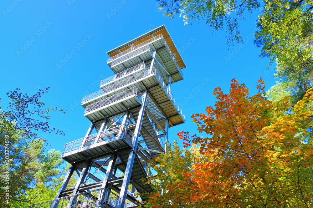 Senftenberger See Aussichtsturm im Herbst - Senftenberg Lake ...