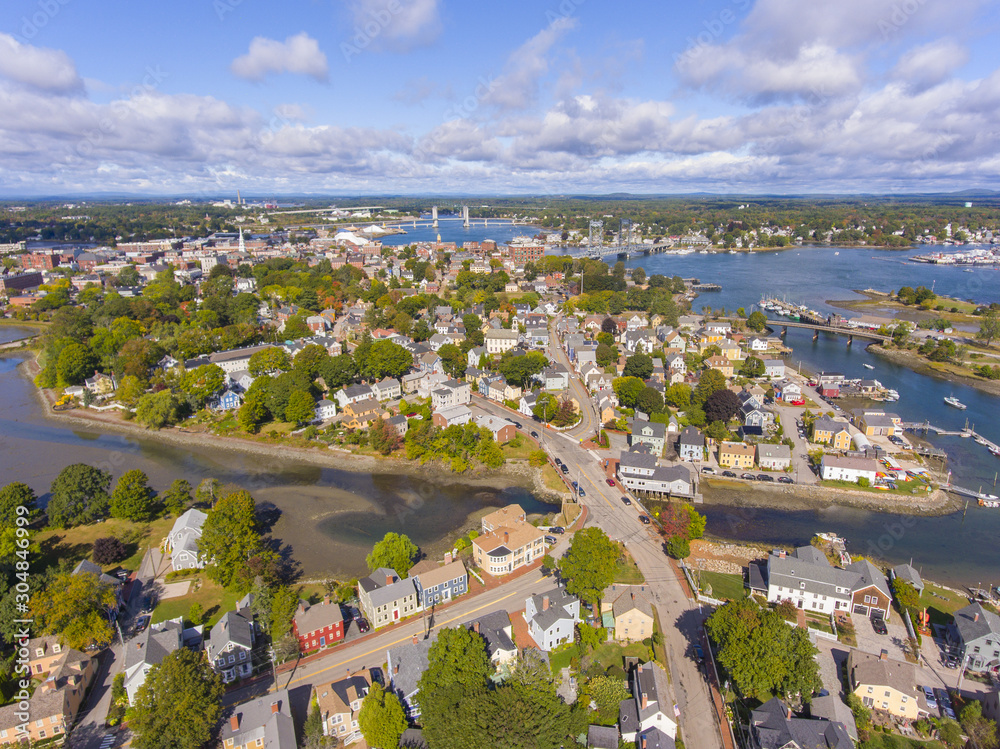 Portsmouth historic city center and Waterfront of Piscataqua River ...