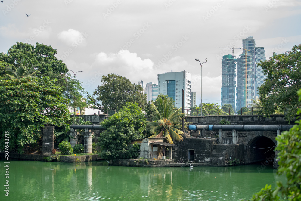 Images from the Interior of the second category train car in Sri Lanka ...