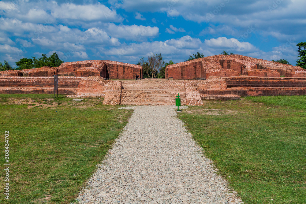 Somapuri Vihara (Somapura Mahavihara), ruins of Buddhist monastic ...