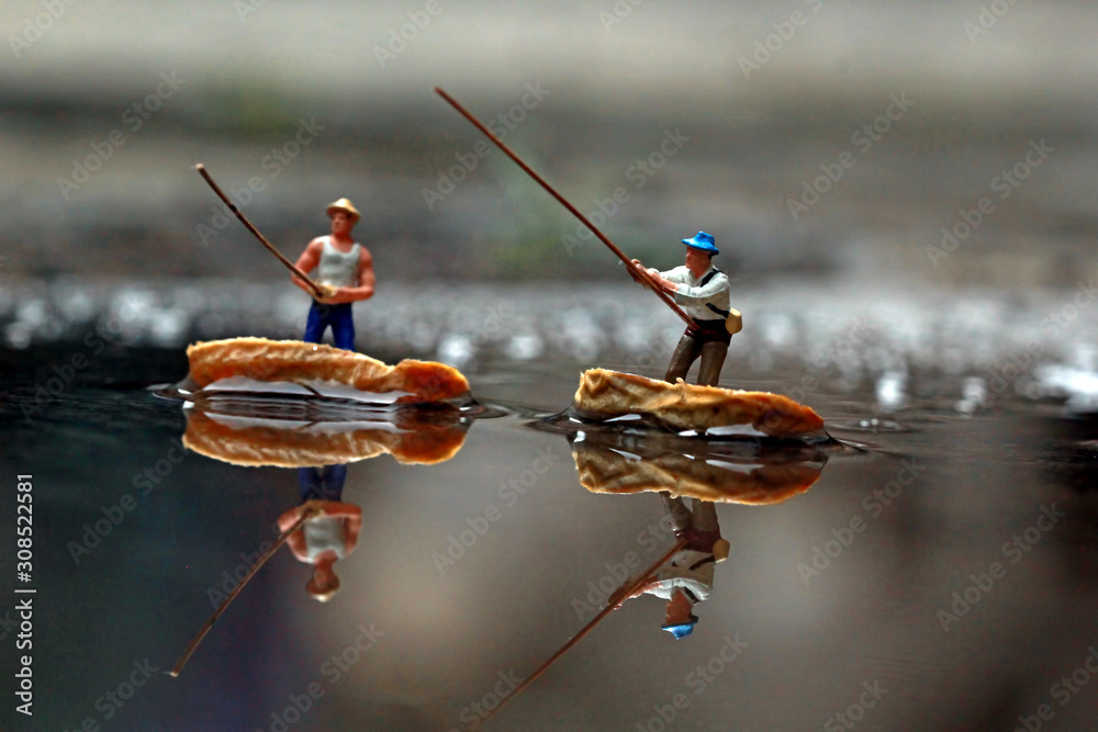 miniature figures, tiny people, ho scale, 1:87 scale Stock Photo ...